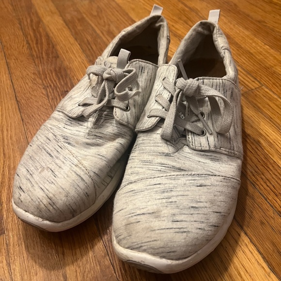 Toms | Shoes | Tom Tennis Shoes | Poshmark